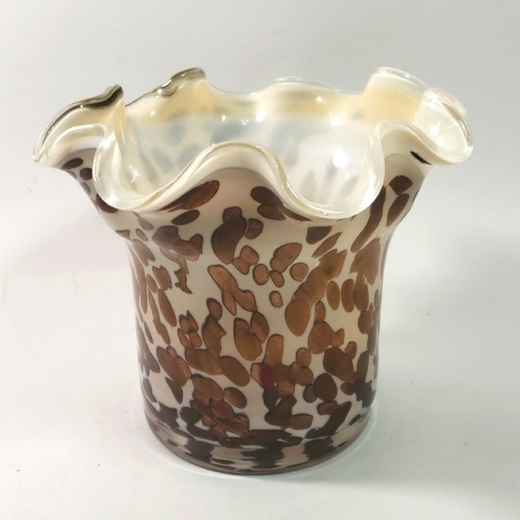 zorza | Art | Zorza Ruffled Art Glass Vase Made In Poland | Poshmark